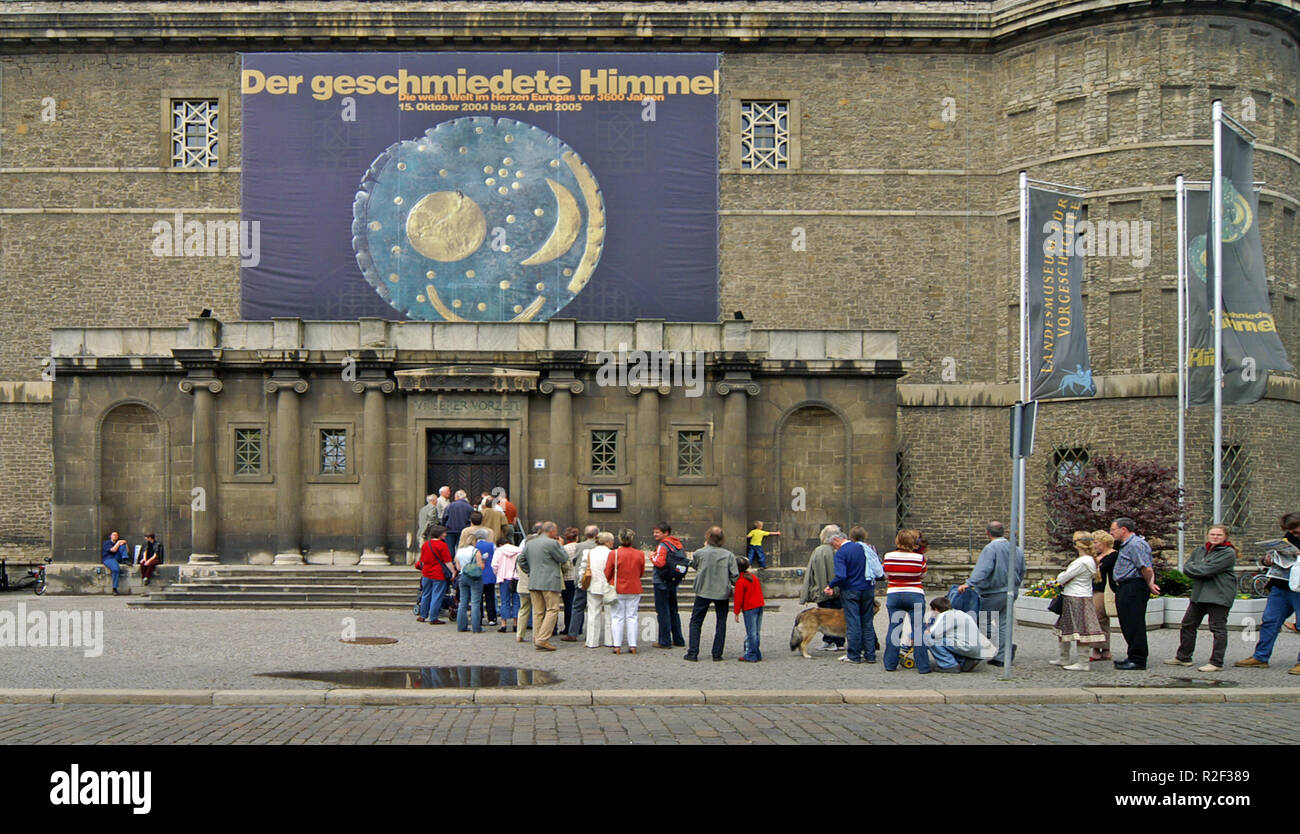 The nebra sky disc hi-res stock photography and images - Alamy