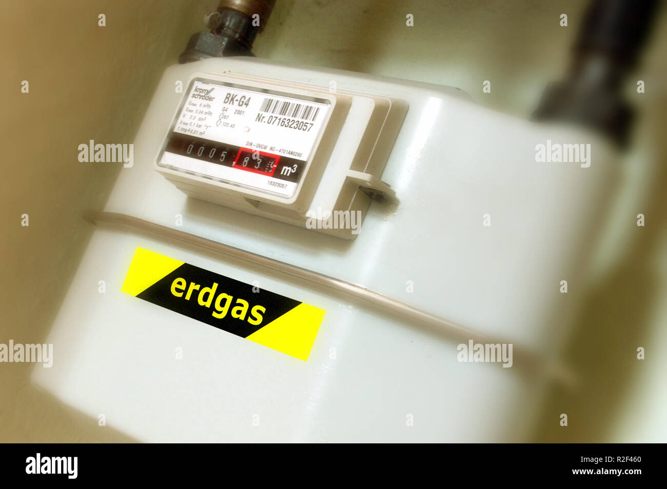 Natural gas meter hi-res stock photography and images - Alamy