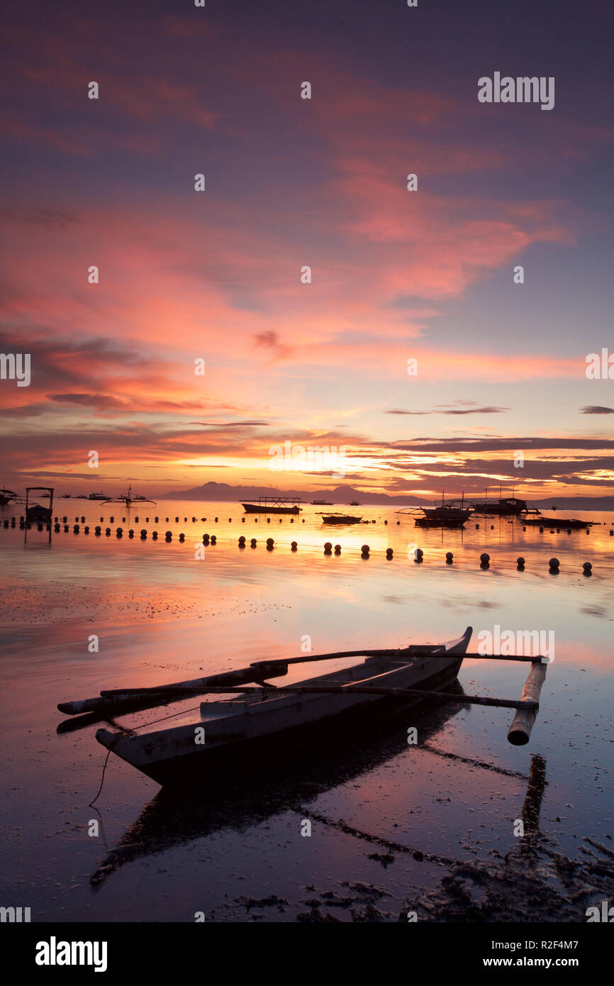 beach sunset, Panglao, Bohol Stock Photo - Alamy