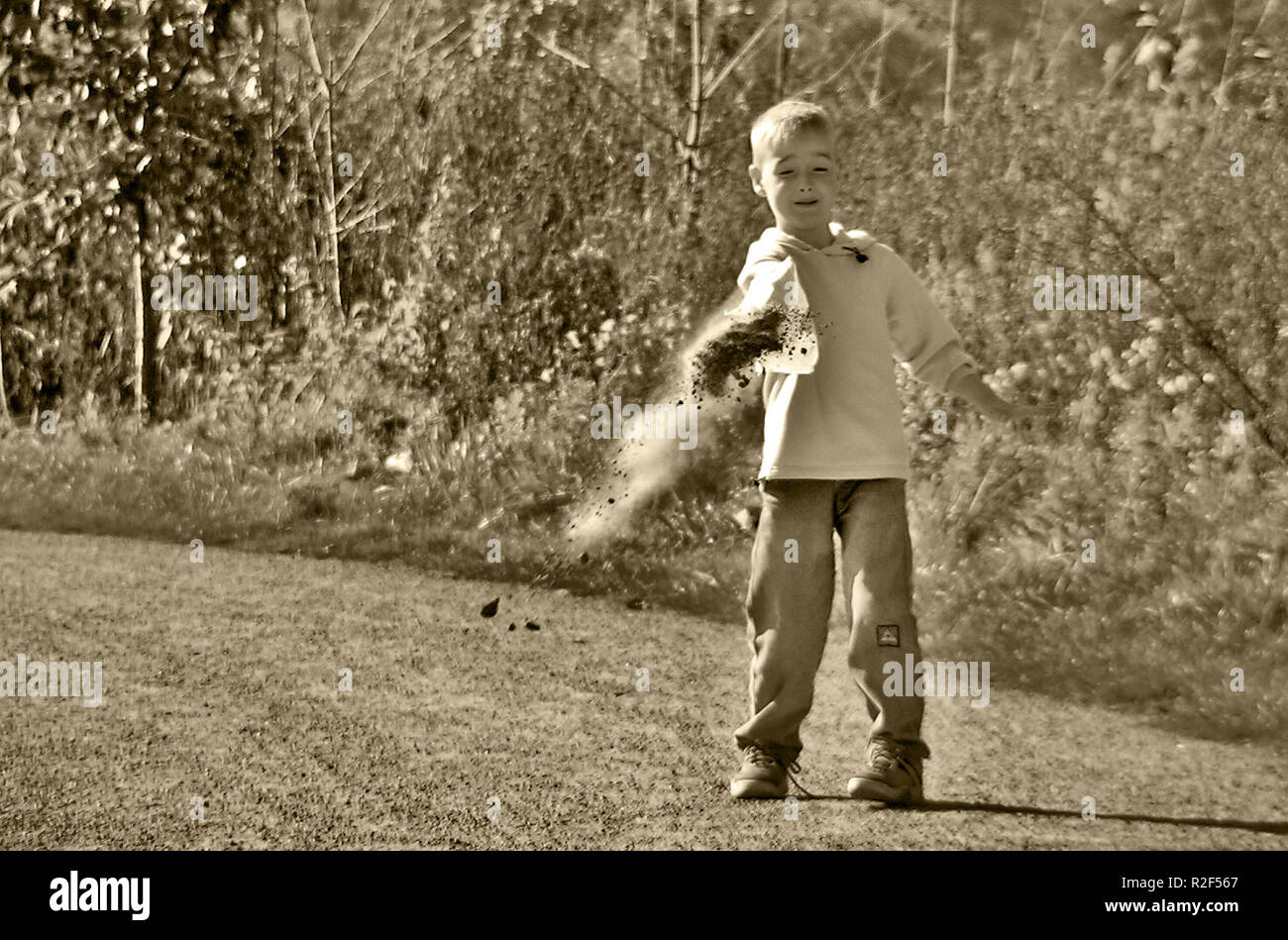 Sand werfen hi-res stock photography and images - Alamy