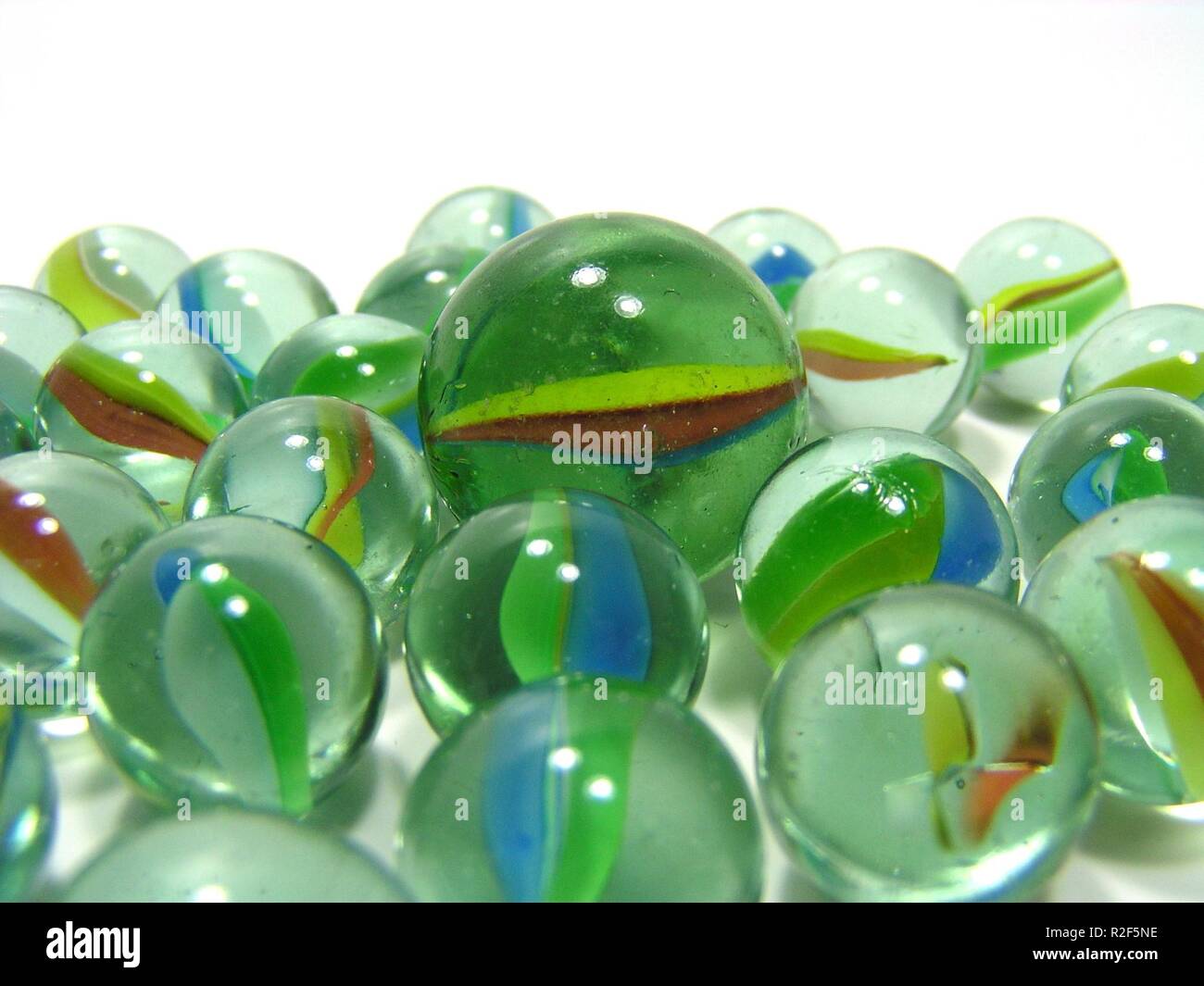 How many marbles hi-res stock photography and images - Alamy