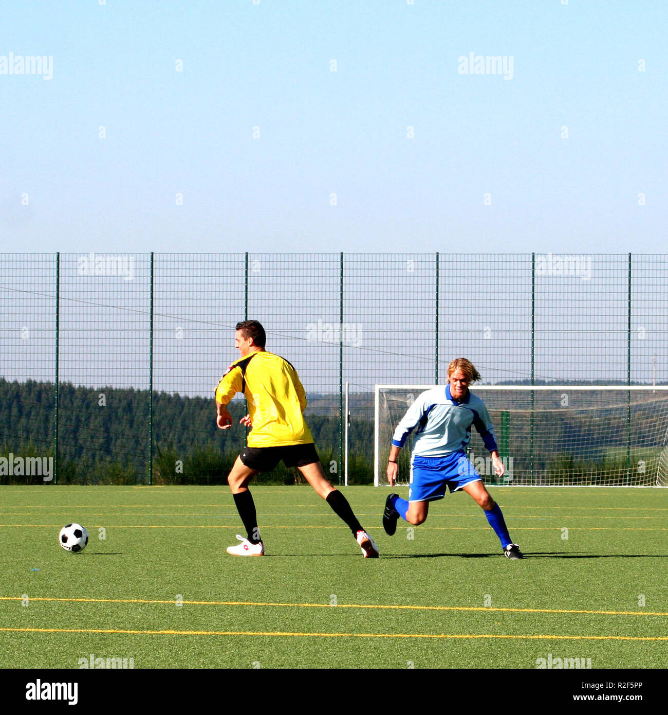 Respondents hi-res stock photography and images - Alamy