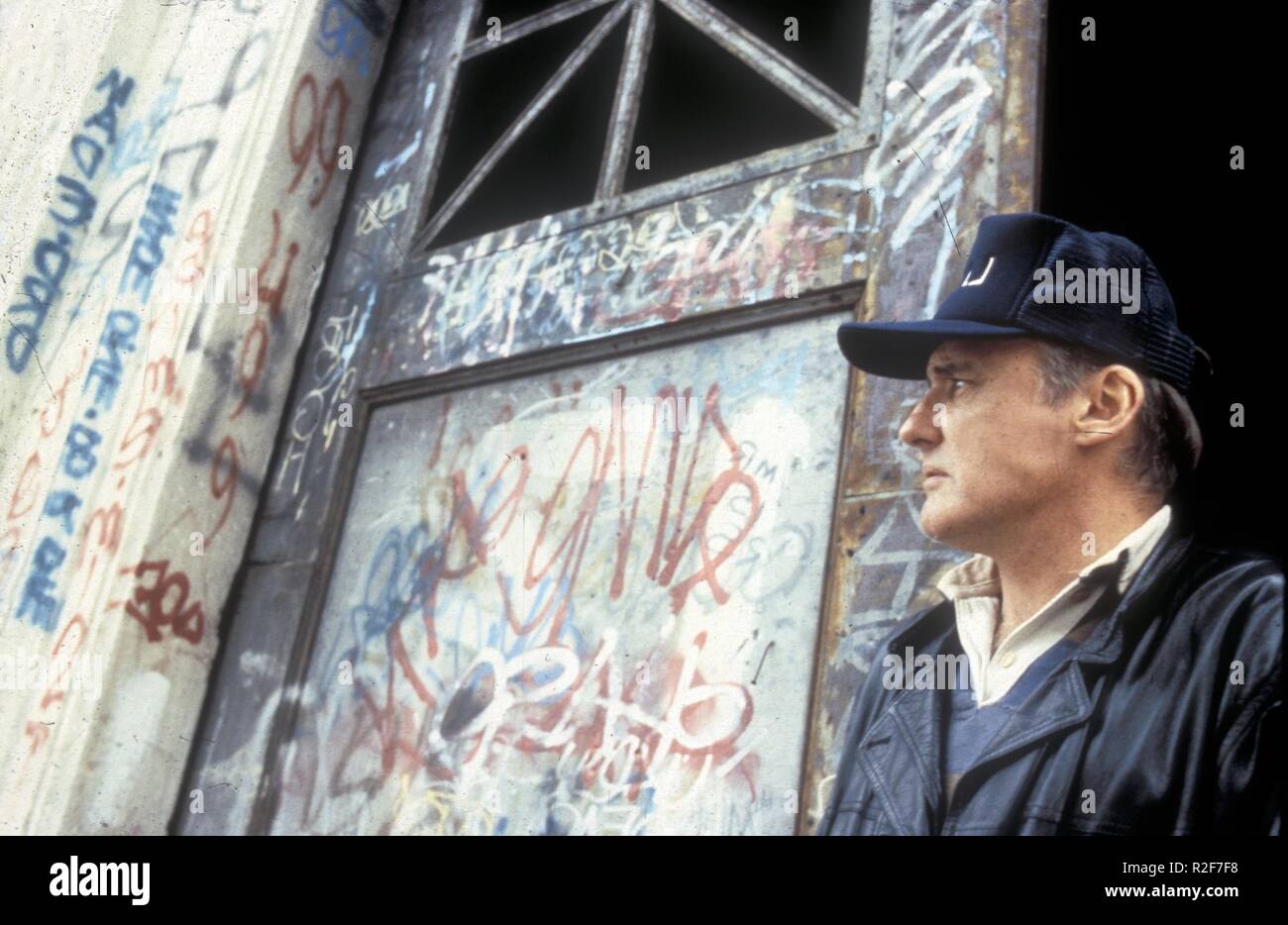 Colors Year : 1988 USA Director : Dennis Hopper Dennis Hopper Shooting ...