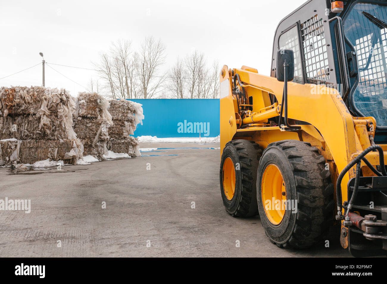 Process garbage loading truck hi-res stock photography and images - Alamy