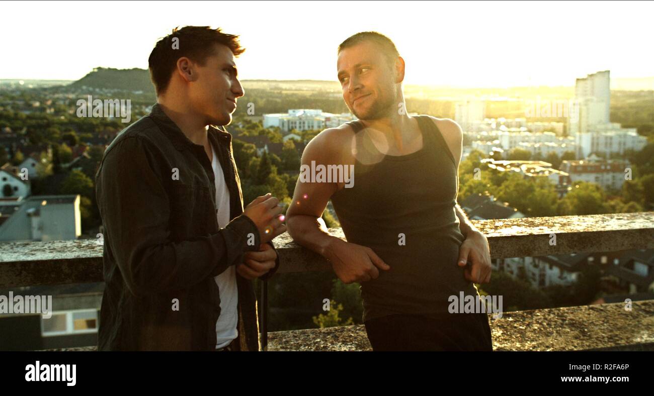 Free fall freier fall year hi-res stock photography and images - Alamy