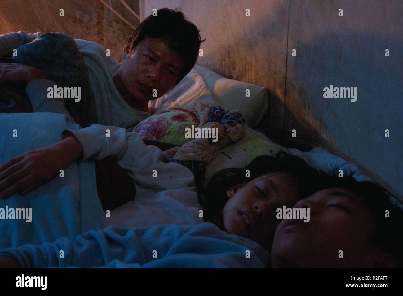 Jiao You Stray Dogs Year : 2013 Taiwan Director : Tsai Ming-liang Lee ...