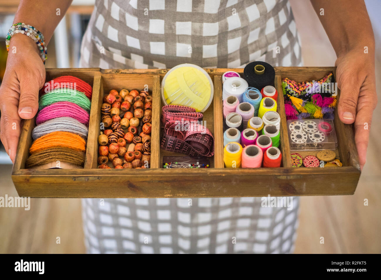 Textile related fabric people at work hi-res stock photography and ...