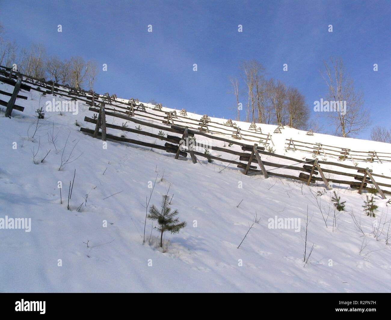 Avalanche gallery hi-res stock photography and images - Alamy