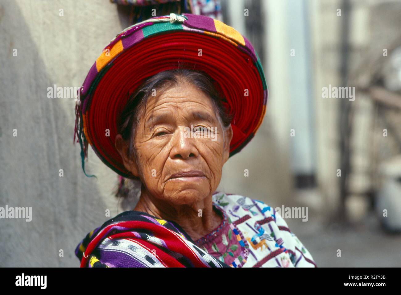 Indio frau hi-res stock photography and images - Alamy