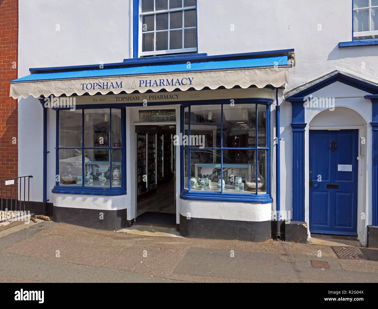 Pharmacy window display hi-res stock photography and images - Alamy