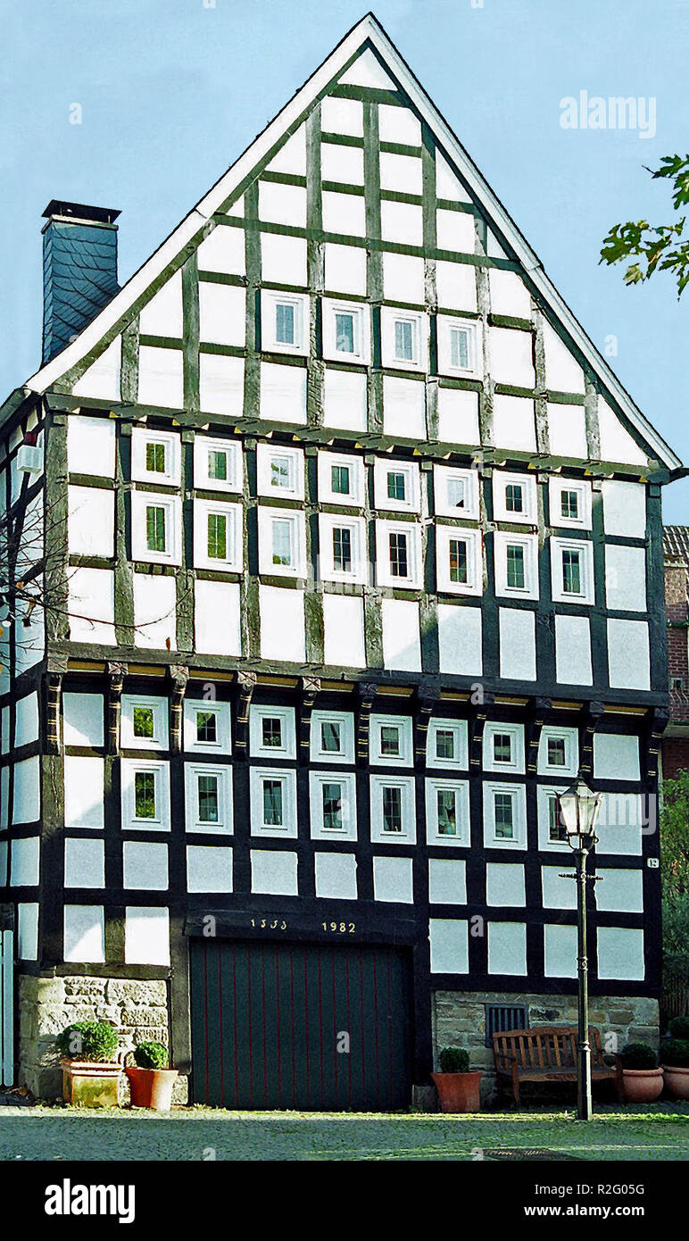 Many window hi-res stock photography and images - Alamy