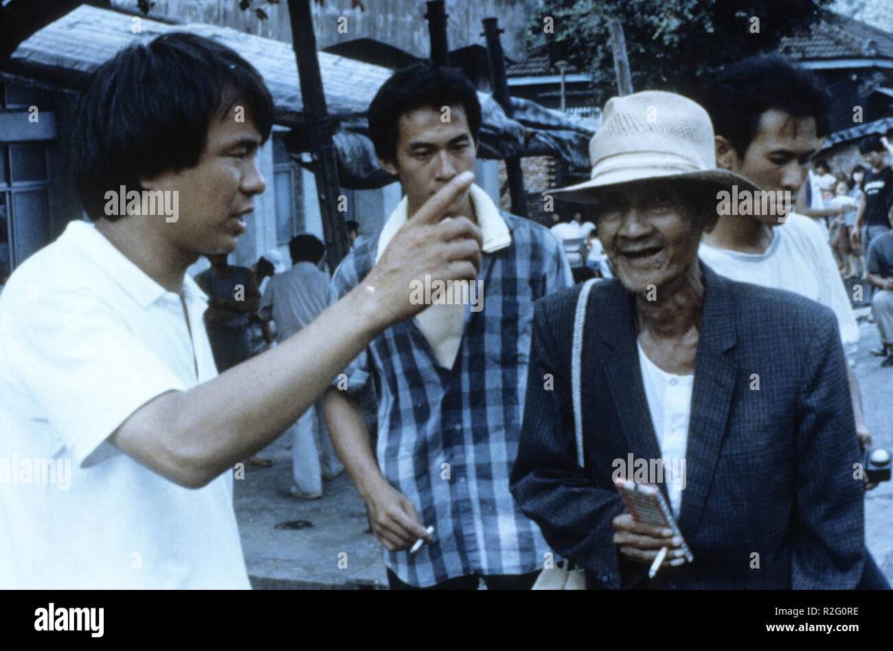 Lian lian feng chen Dust in the Wind Year : 1986 Taiwan Director: Hsiao ...