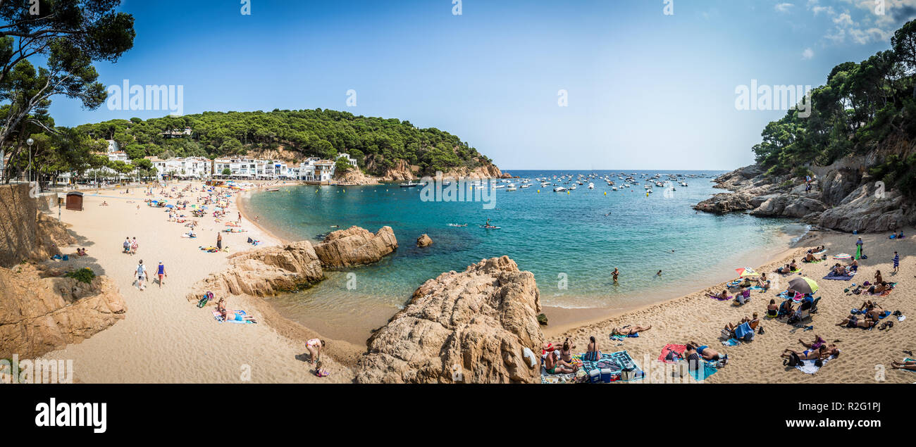 Mallorca beach party hi-res stock photography and images - Alamy