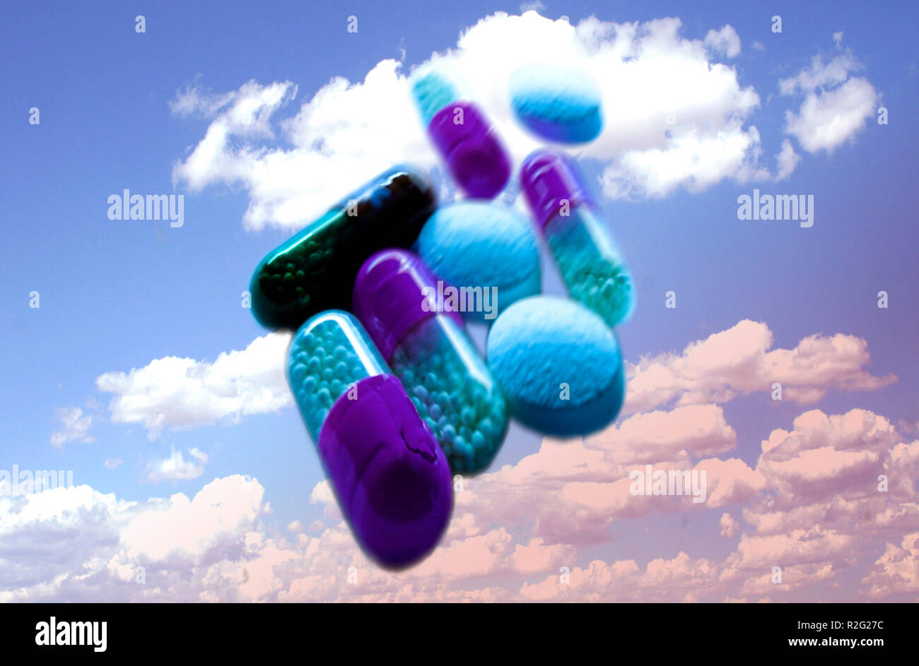 take the red pill or blue pill Stock Photo - Alamy