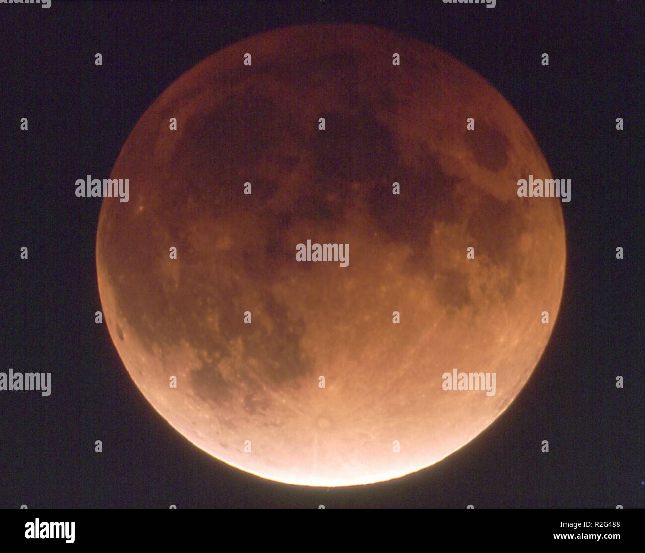 total lunar eclipse Stock Photo - Alamy