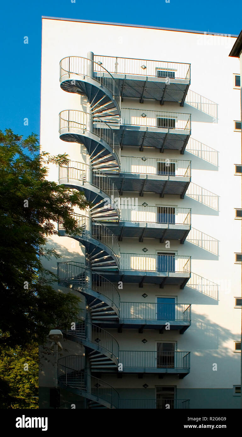 Fire escape stairs multi storey building hi-res stock photography and ...