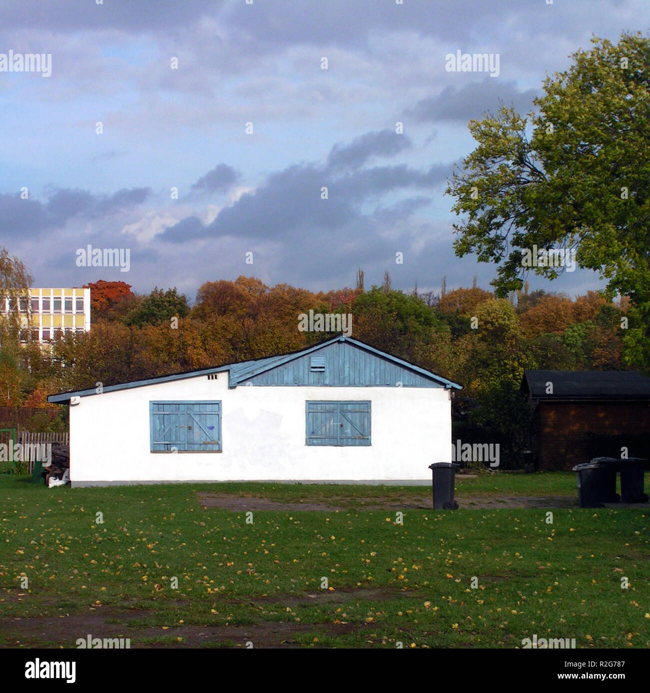 arbor blue white Stock Photo - Alamy