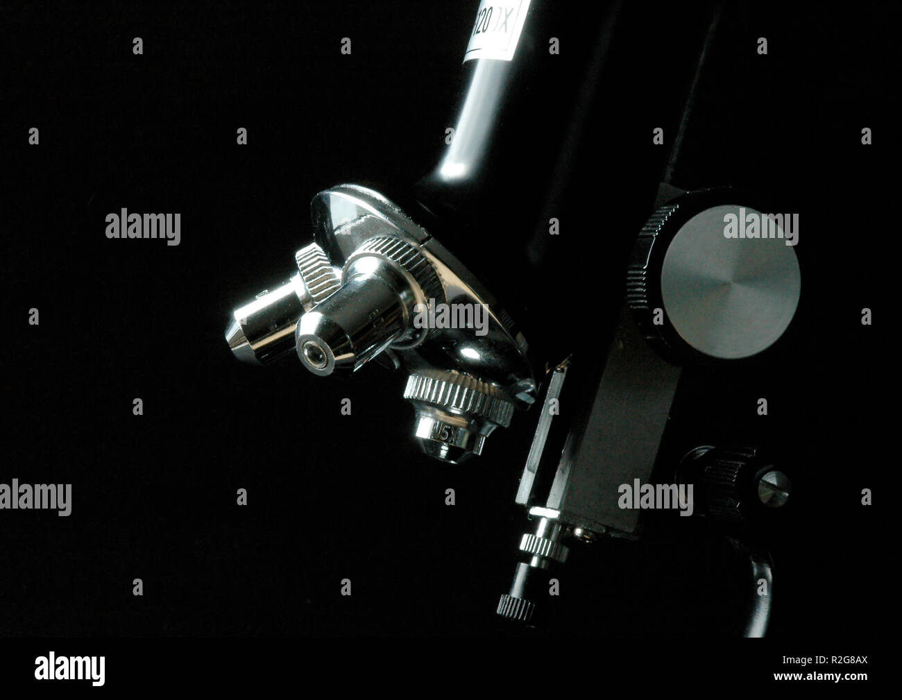 Revolver objective hi-res stock photography and images - Alamy