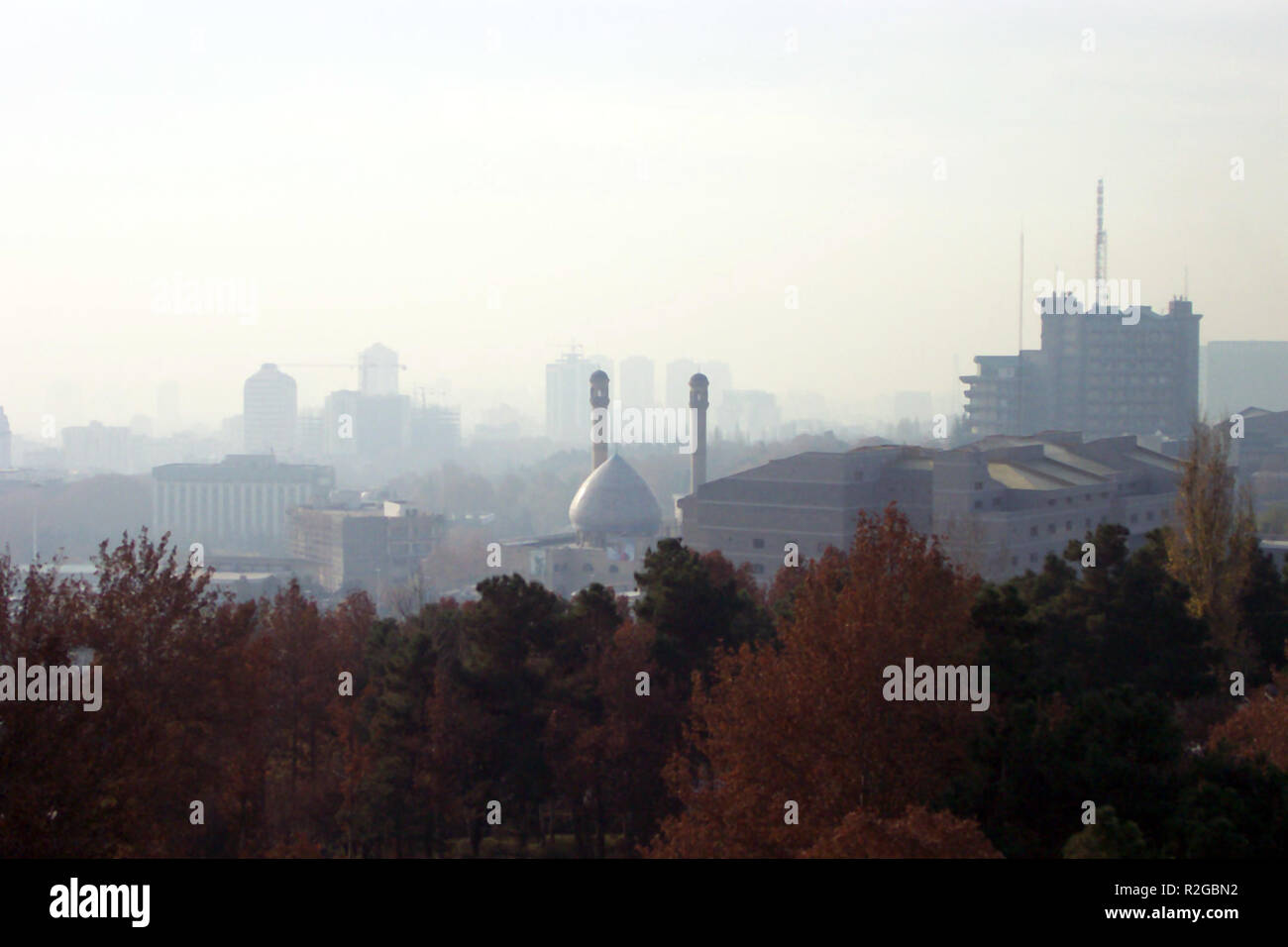 Iran smog hi-res stock photography and images - Alamy