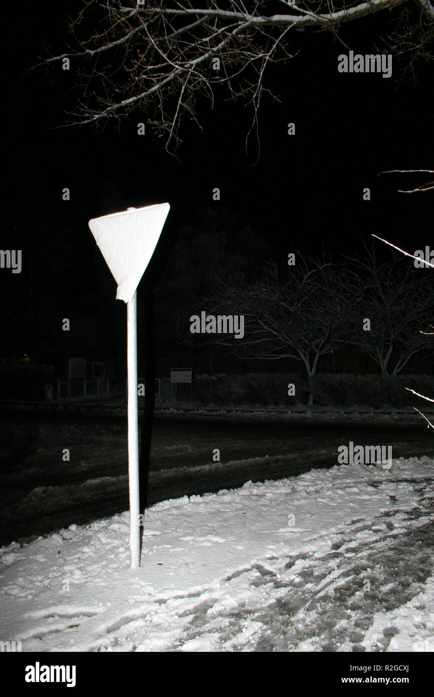 street sign in a dressing gown Stock Photo - Alamy