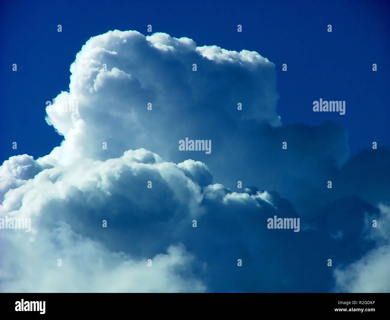 Wolke 7 hi-res stock photography and images - Alamy