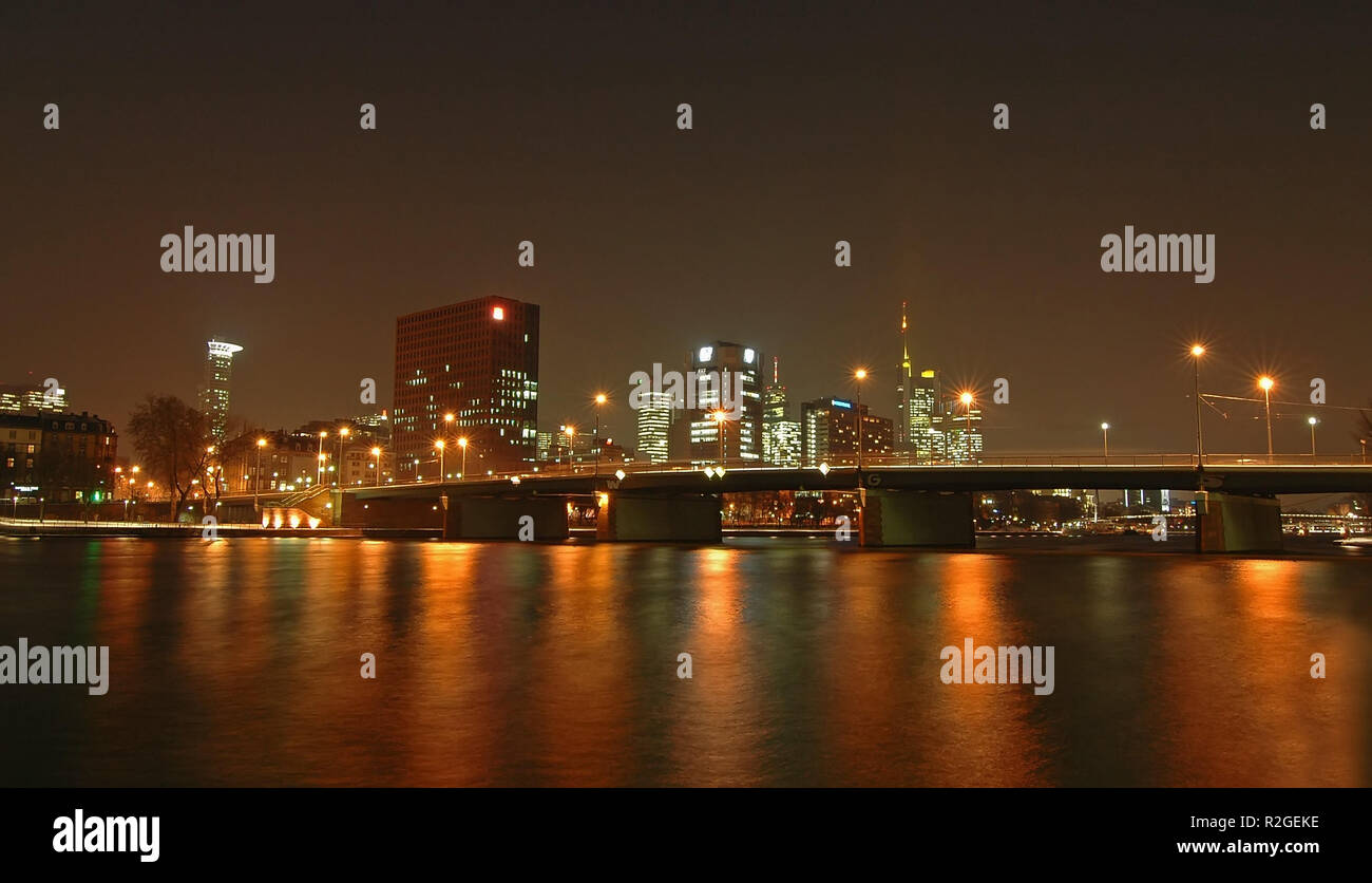 Mainhatten hi-res stock photography and images - Alamy