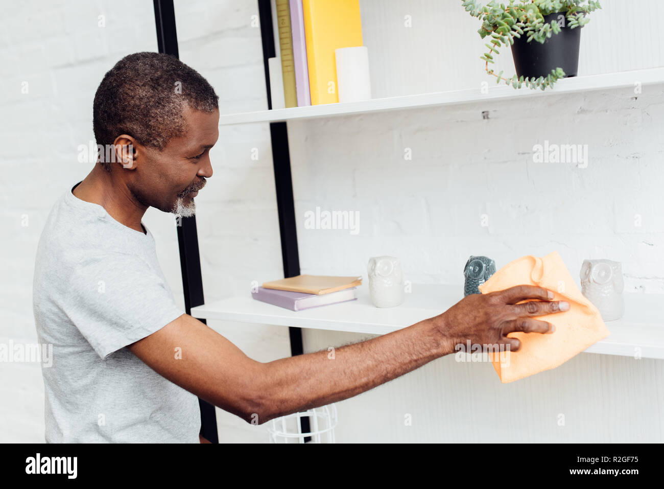 American cleanup hi-res stock photography and images - Alamy