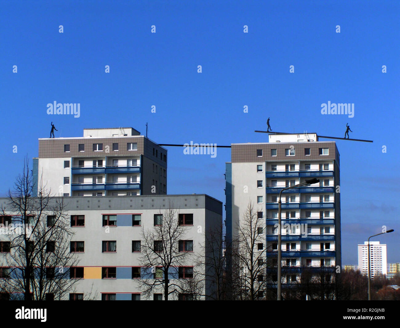 High wire balancing act hi-res stock photography and images - Alamy