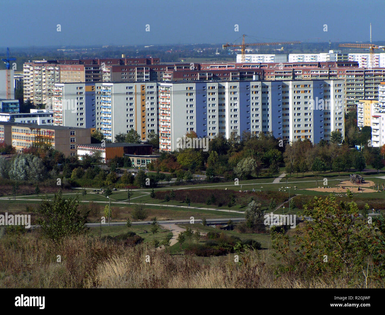 Berlin marzahn plattenbau hi-res stock photography and images - Alamy