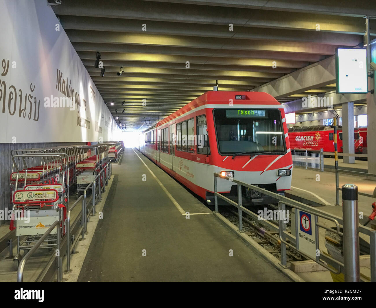 Zermatt bahn hi-res stock photography and images - Alamy