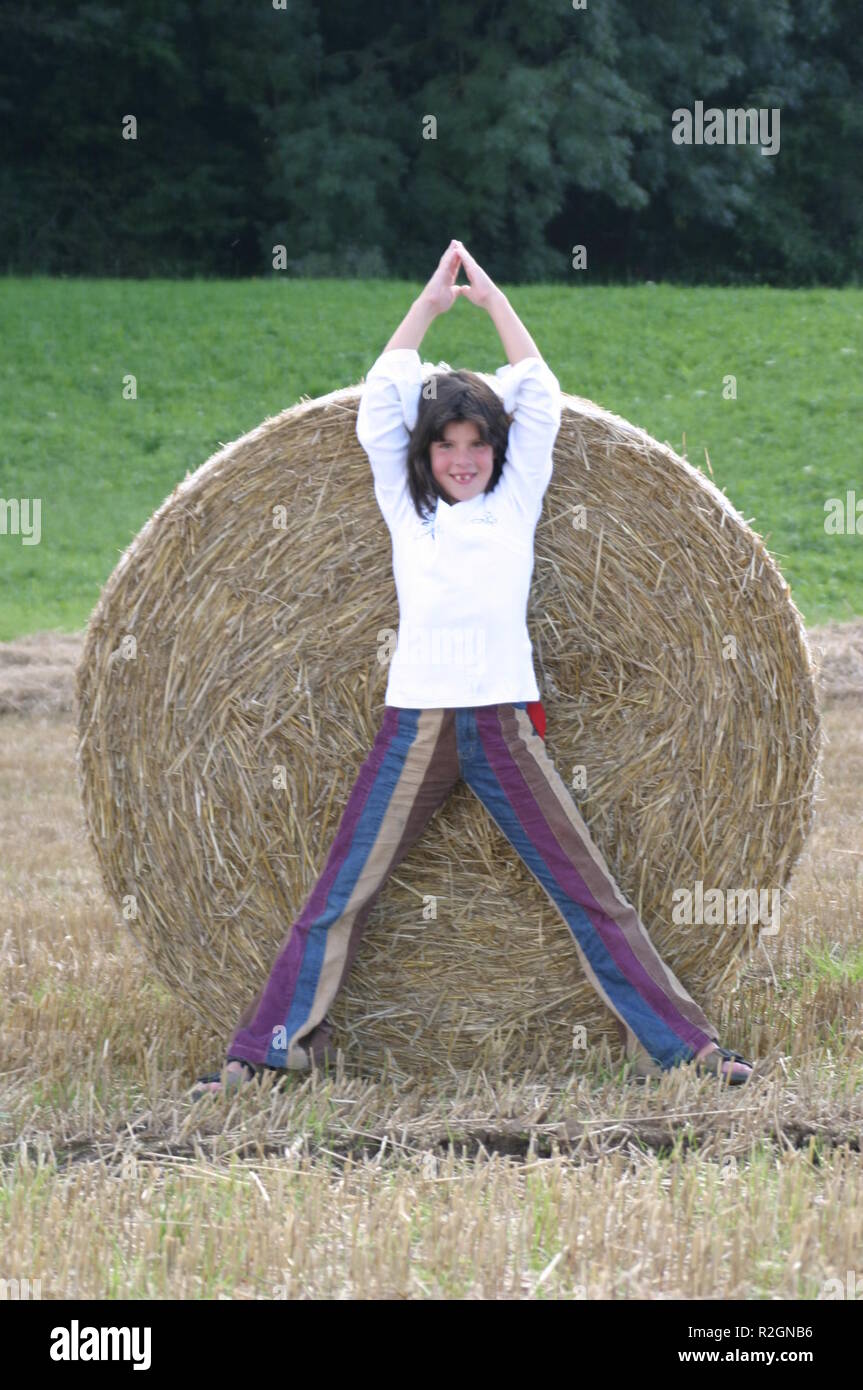 Straw model hi-res stock photography and images - Alamy