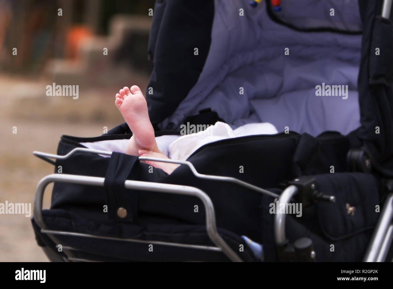 Little short foot hi-res stock photography and images - Alamy