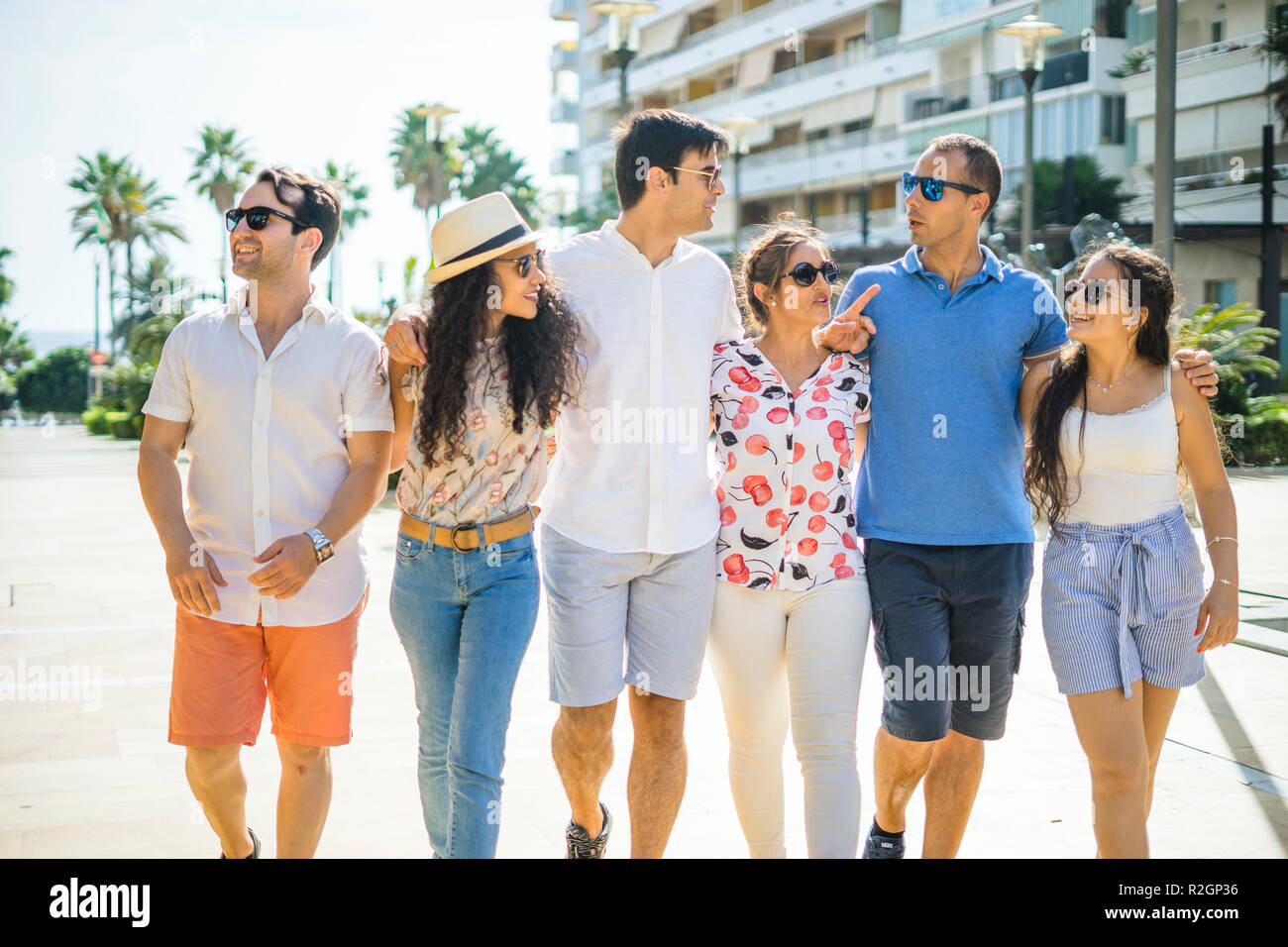 Six young adult friends taking hi-res stock photography and images - Alamy