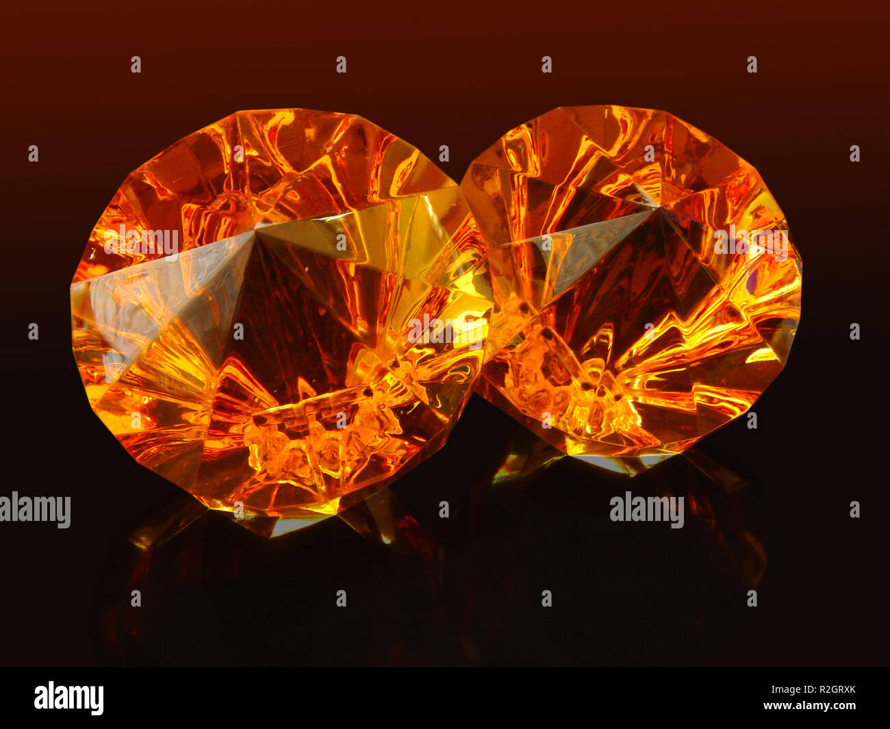 Synthetic diamonds hi-res stock photography and images - Alamy