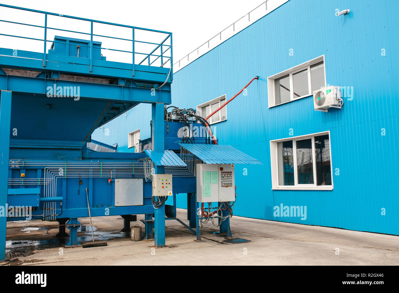 A site for loading waste into containers at a waste sorting and ...