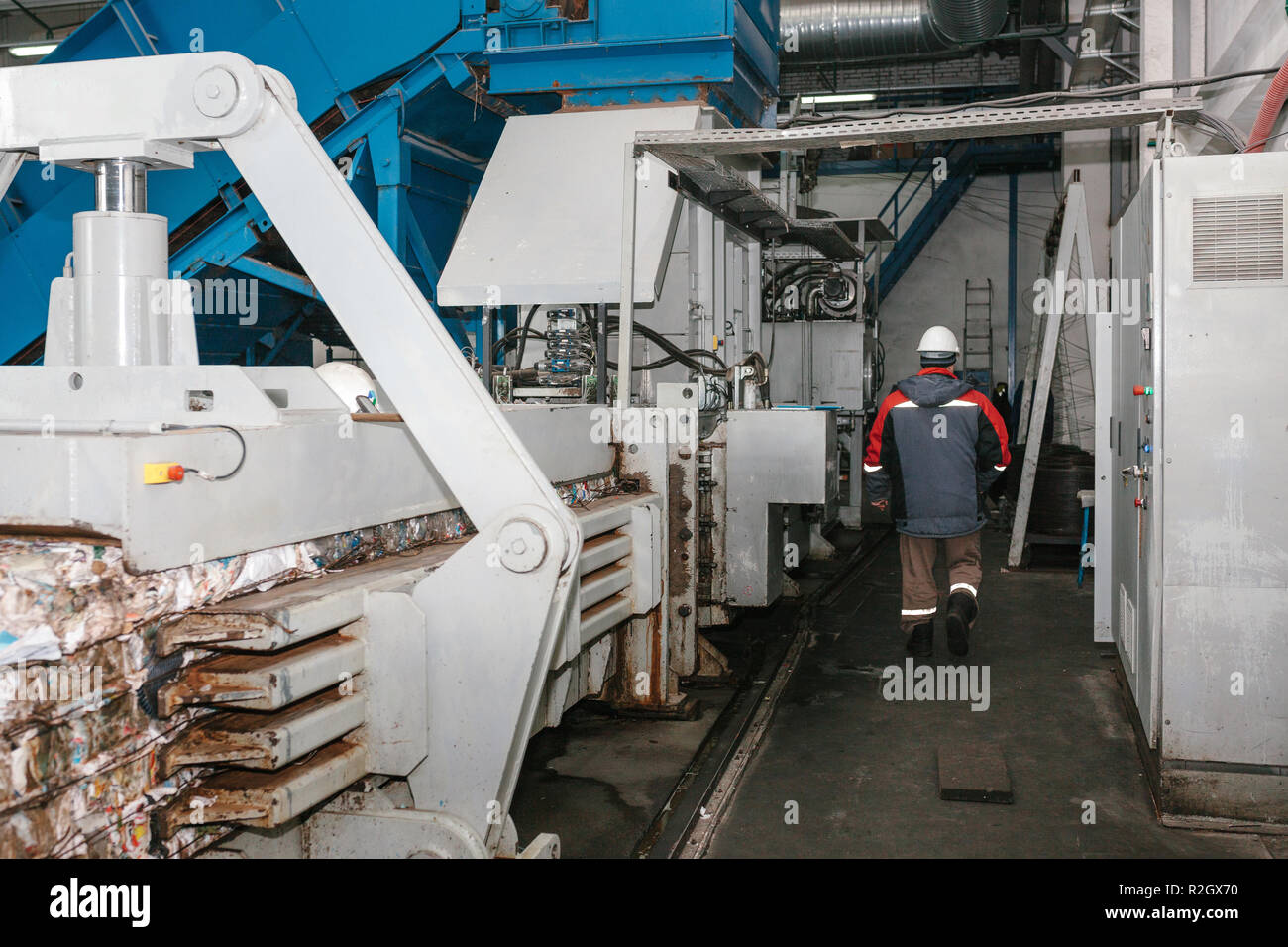 Waste processing plant. Technological process. Recycling and storage of ...
