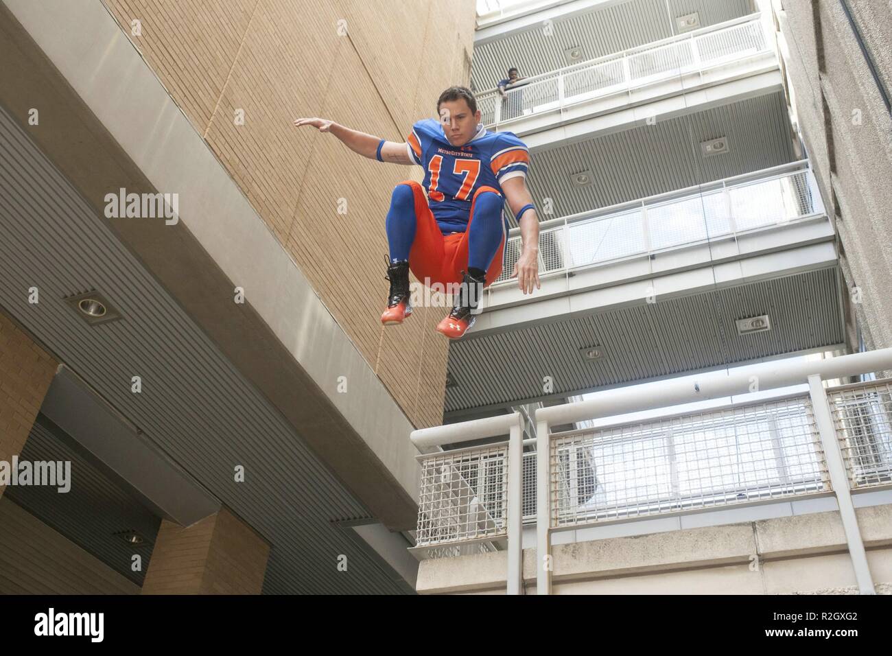 22 Jump Street Year : 2014 USA Director : Phil Lord, Christopher Miller ...