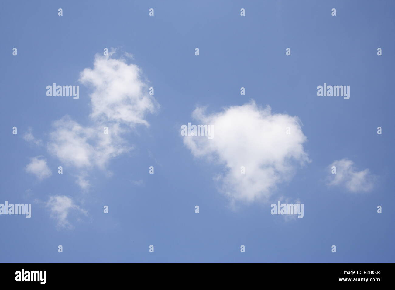 fair weather cloud - background Stock Photo - Alamy