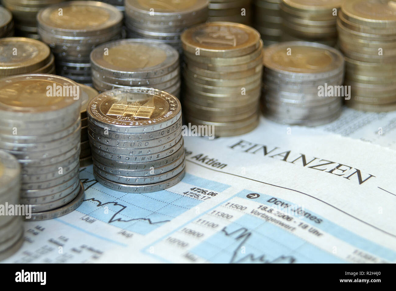 Finanzreport hi-res stock photography and images - Alamy