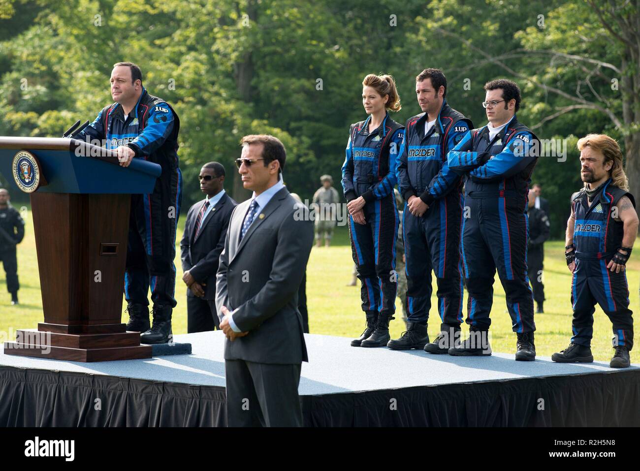 Kevin james pixels hi-res stock photography and images - Alamy