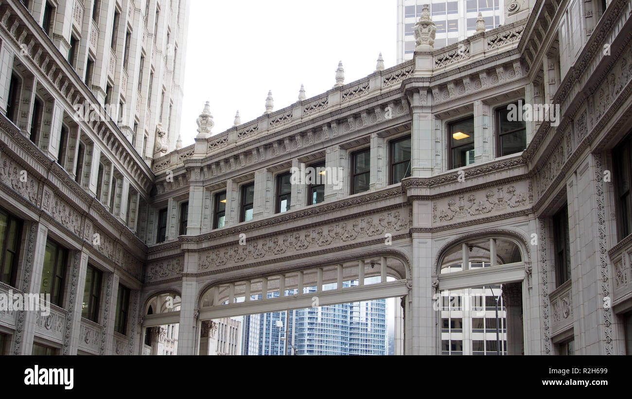 old building in chicago, facade made of white terracotta Stock Photo ...