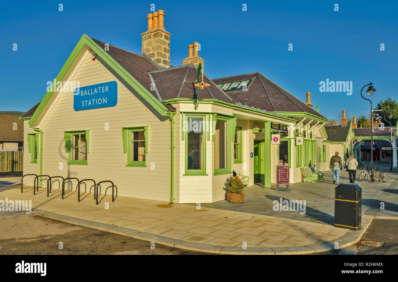 BALLATER ROYAL DEESIDE ABERDEENSHIRE SCOTLAND THE RENOVATED RAILWAY ...