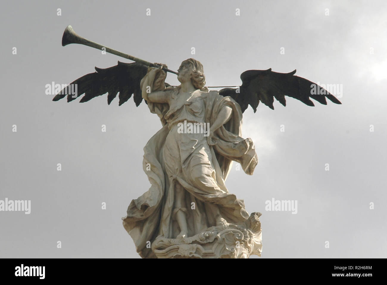 Angel with fanfare hi-res stock photography and images - Alamy