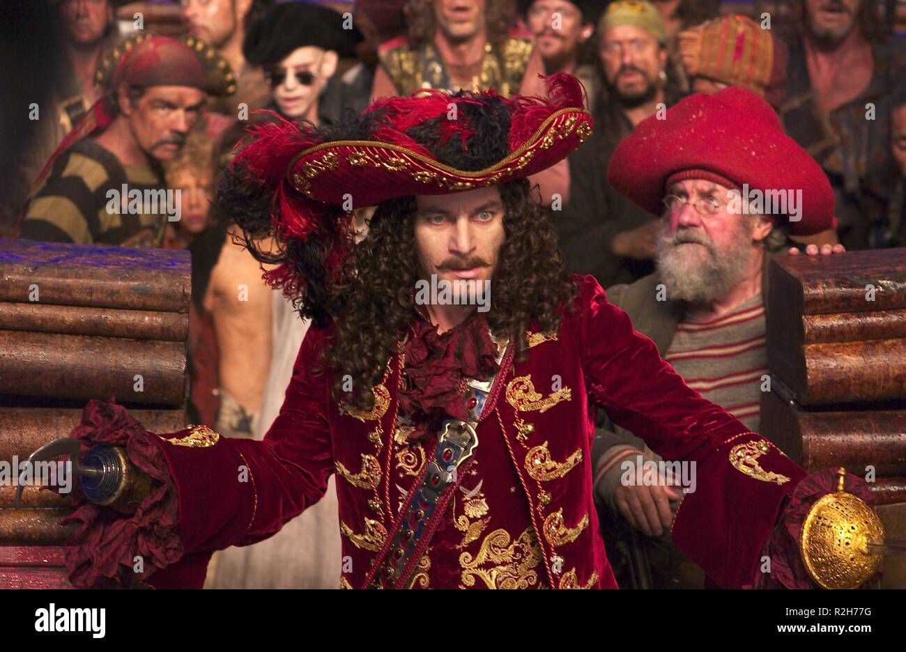 Peter Pan Year : 2003 USA Director : P.J. Hogan Jason Isaacs, Richard ...