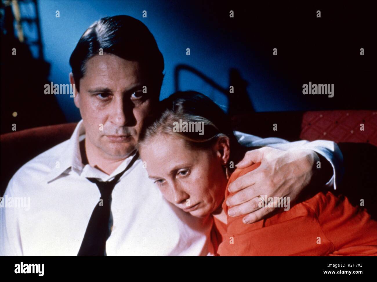 Drifting Clouds Kauas pilvet karkaavat Year : 1996 Finland Director : Aki Kaurismaki Kari ...