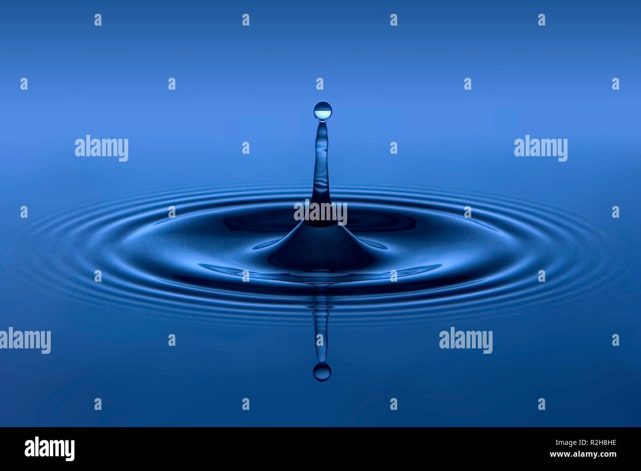 just dripping 01 Stock Photo - Alamy