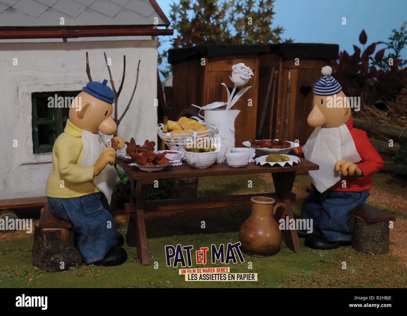 Pat & Mat - Disposable plates Papírový servis Year : 2011 ...