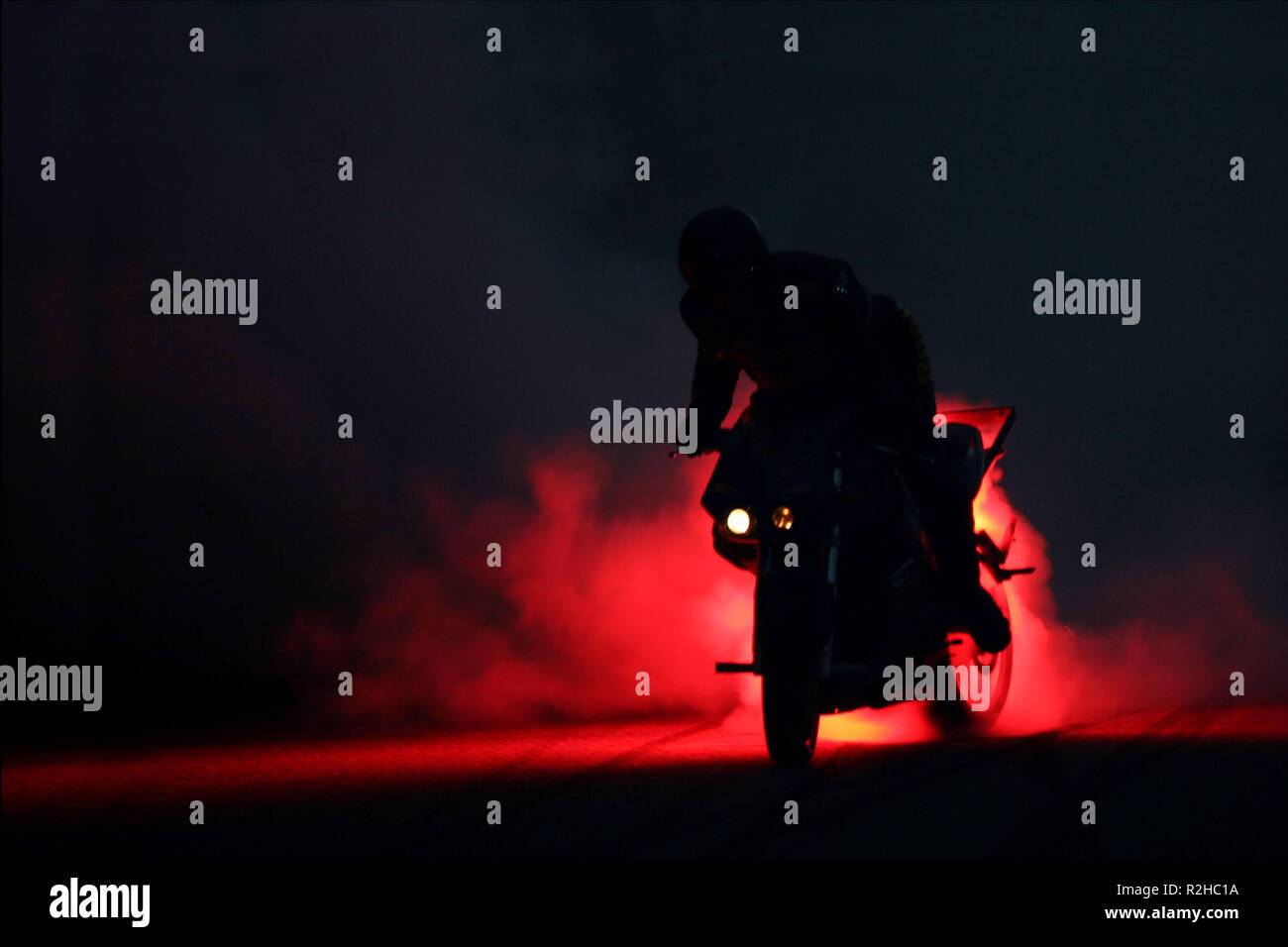 Motorcycle burnout hi-res stock photography and images - Alamy