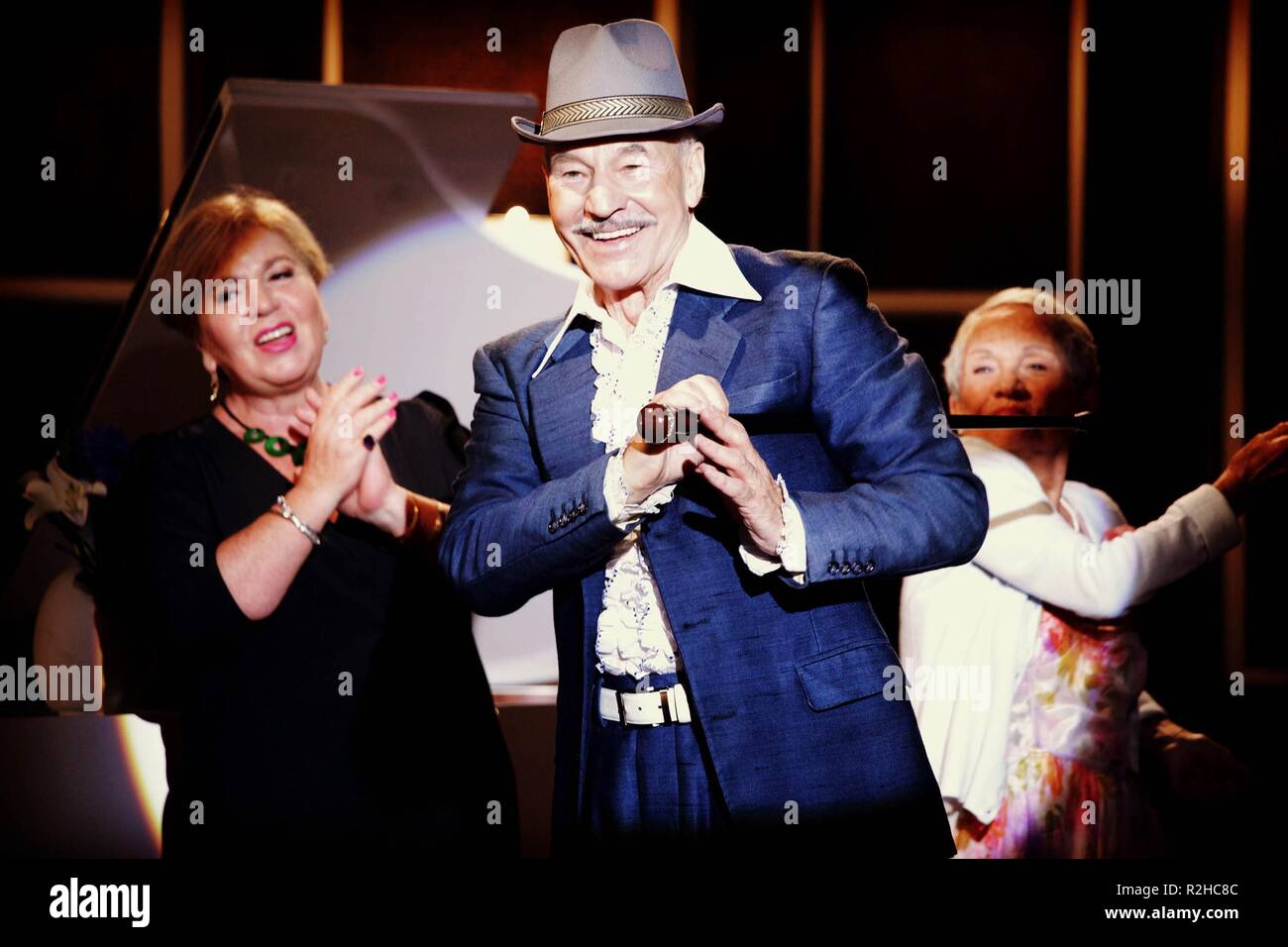 Reshef levi patrick stewart hi-res stock photography and images - Alamy