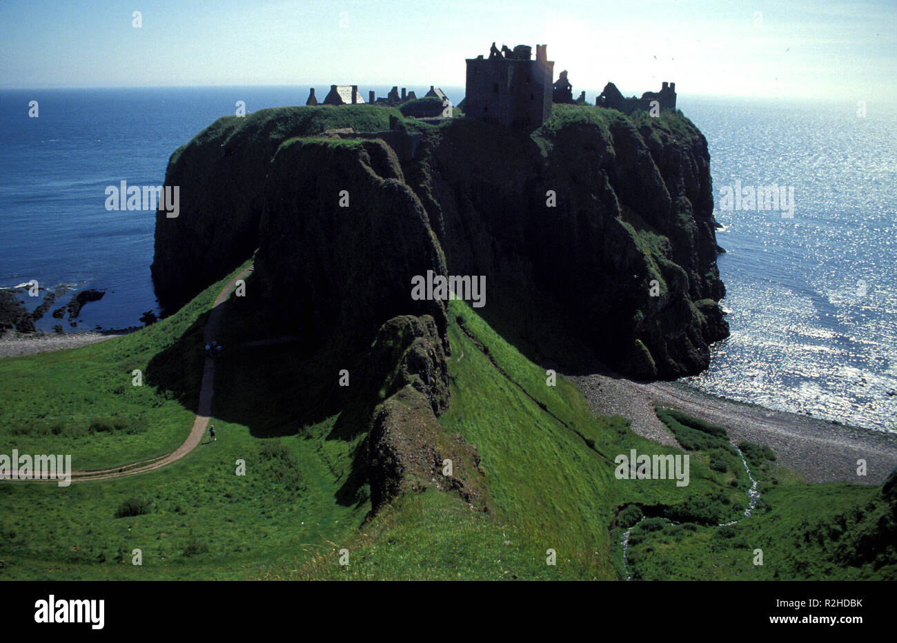 Dunnottar castle panorama hi-res stock photography and images - Alamy
